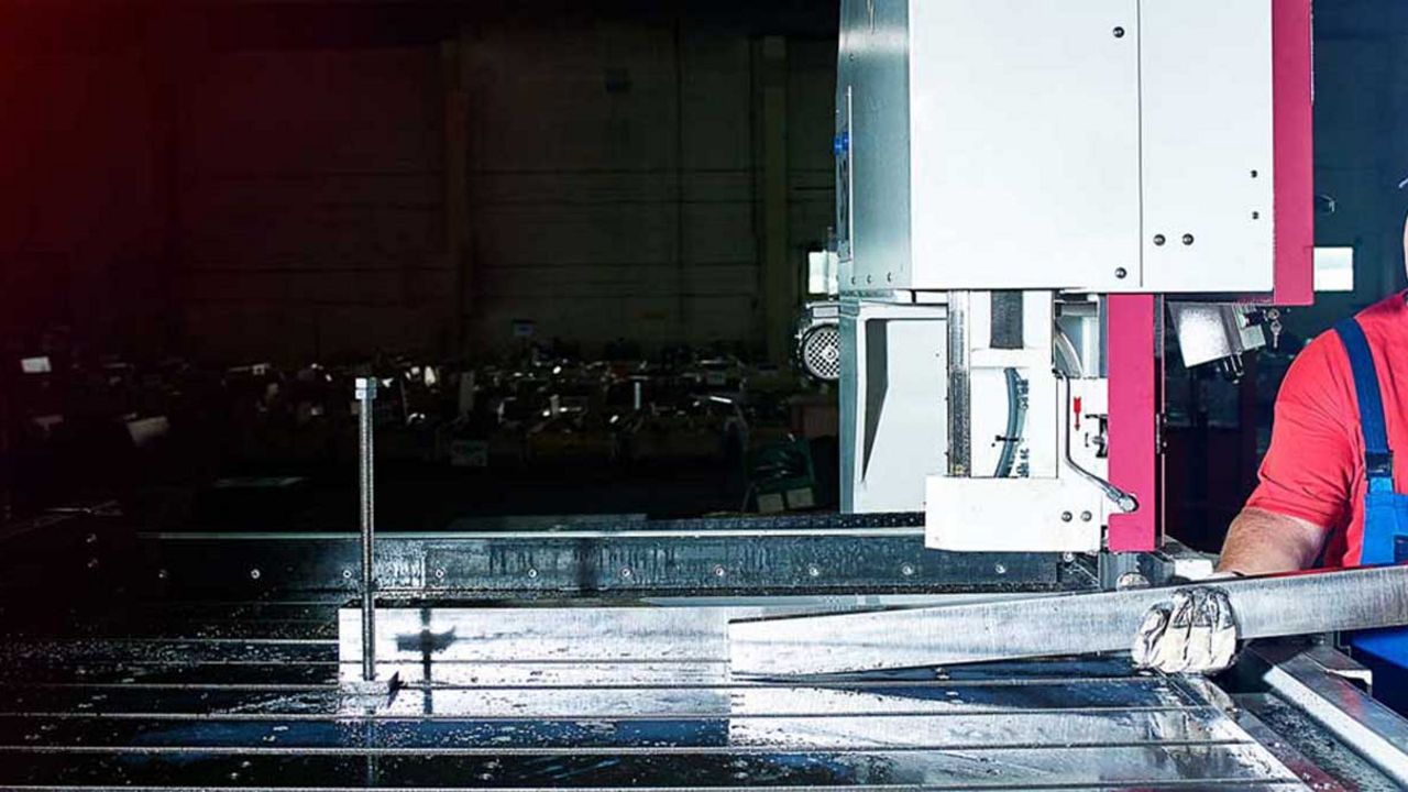 Buy stainless and quality steel from Stahlhandel Gröditz online